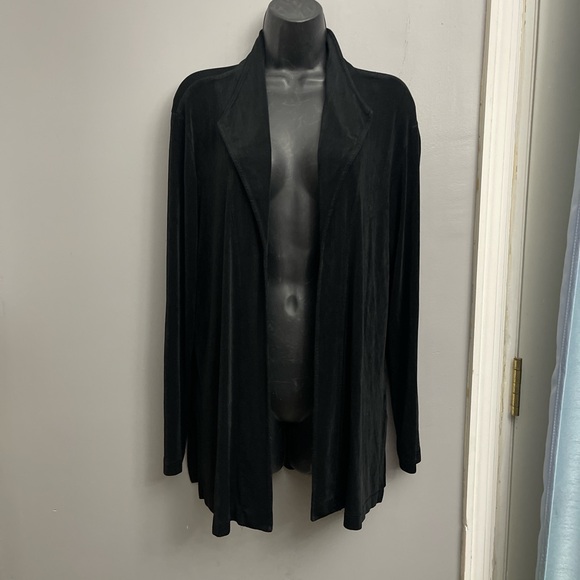 Chico's | Sweaters | Chicos Travelers Womens Cardigan Size 2 Black ...